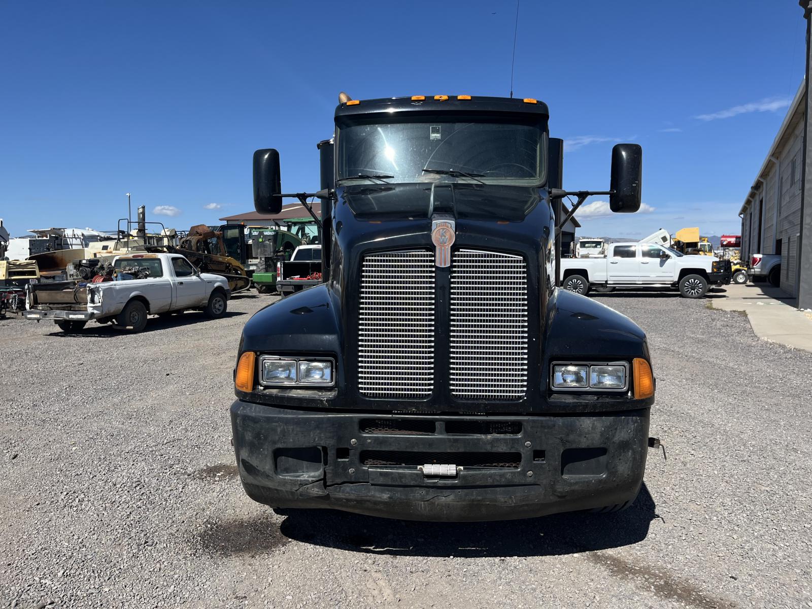TRACTOCAMION KENWORTH T600 - Venta de Maquinaria Wiebe